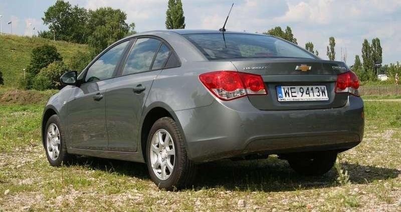 Test: Chevrolet Cruze 2,0 VCDI • AutoCentrum.pl