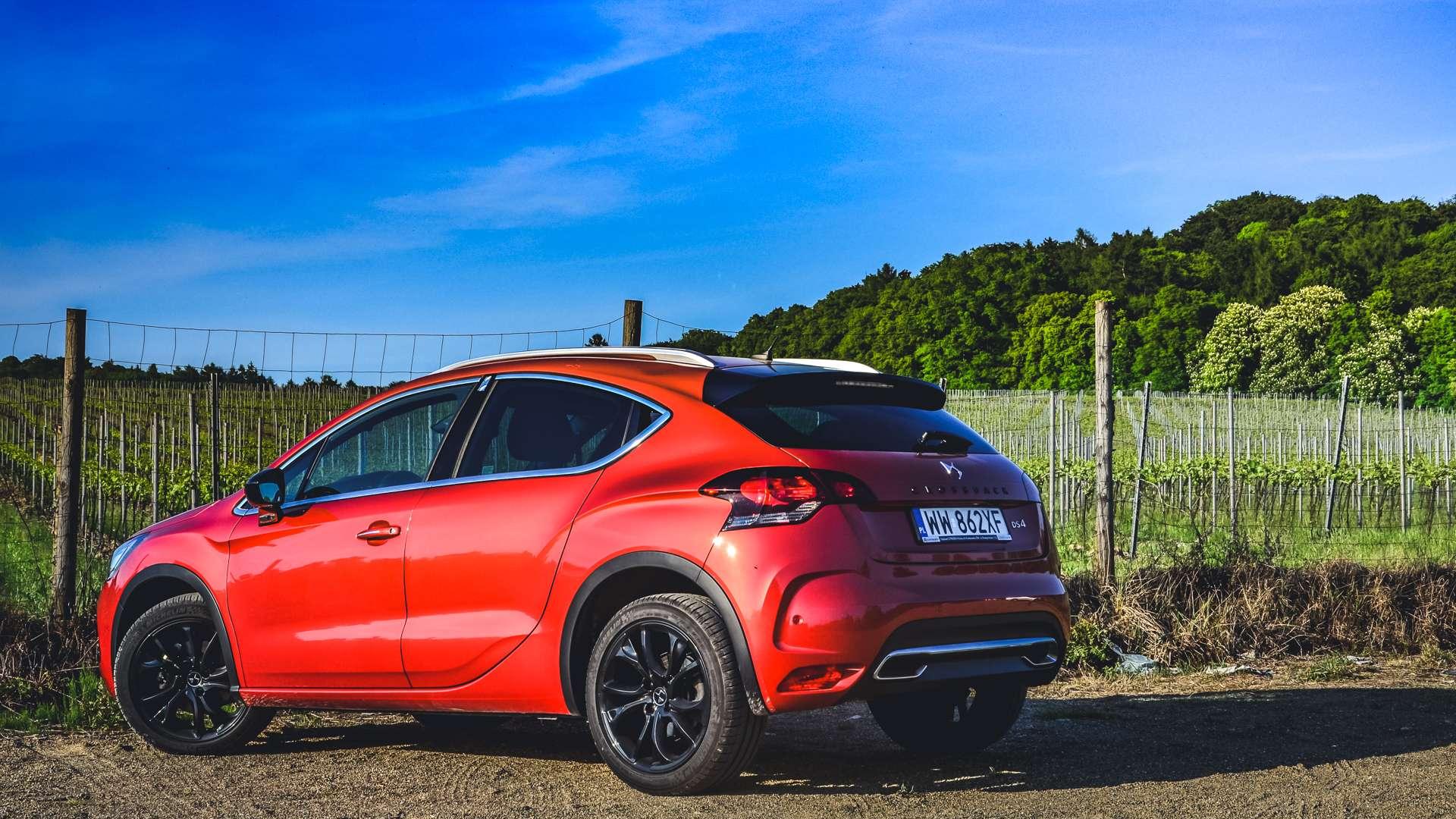 DS 4 Crossback - poza schematami • AutoCentrum.pl