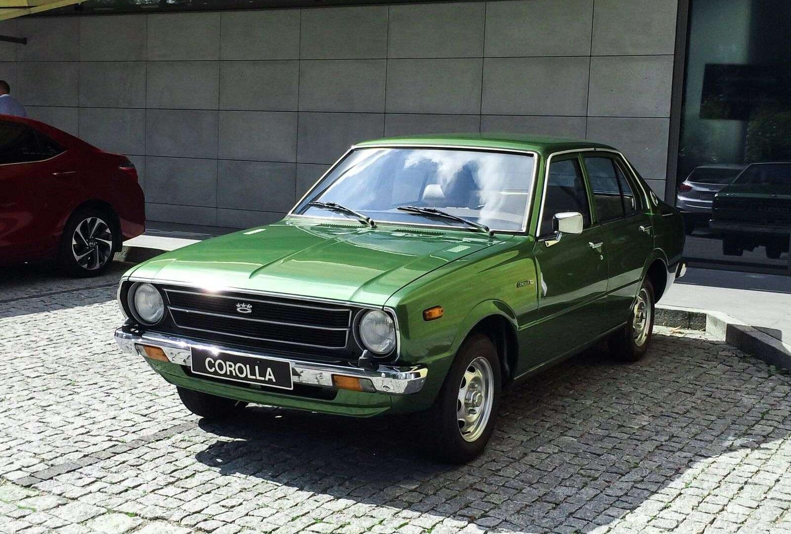 Toyota Corolla – 50 lat historii • AutoCentrum.pl