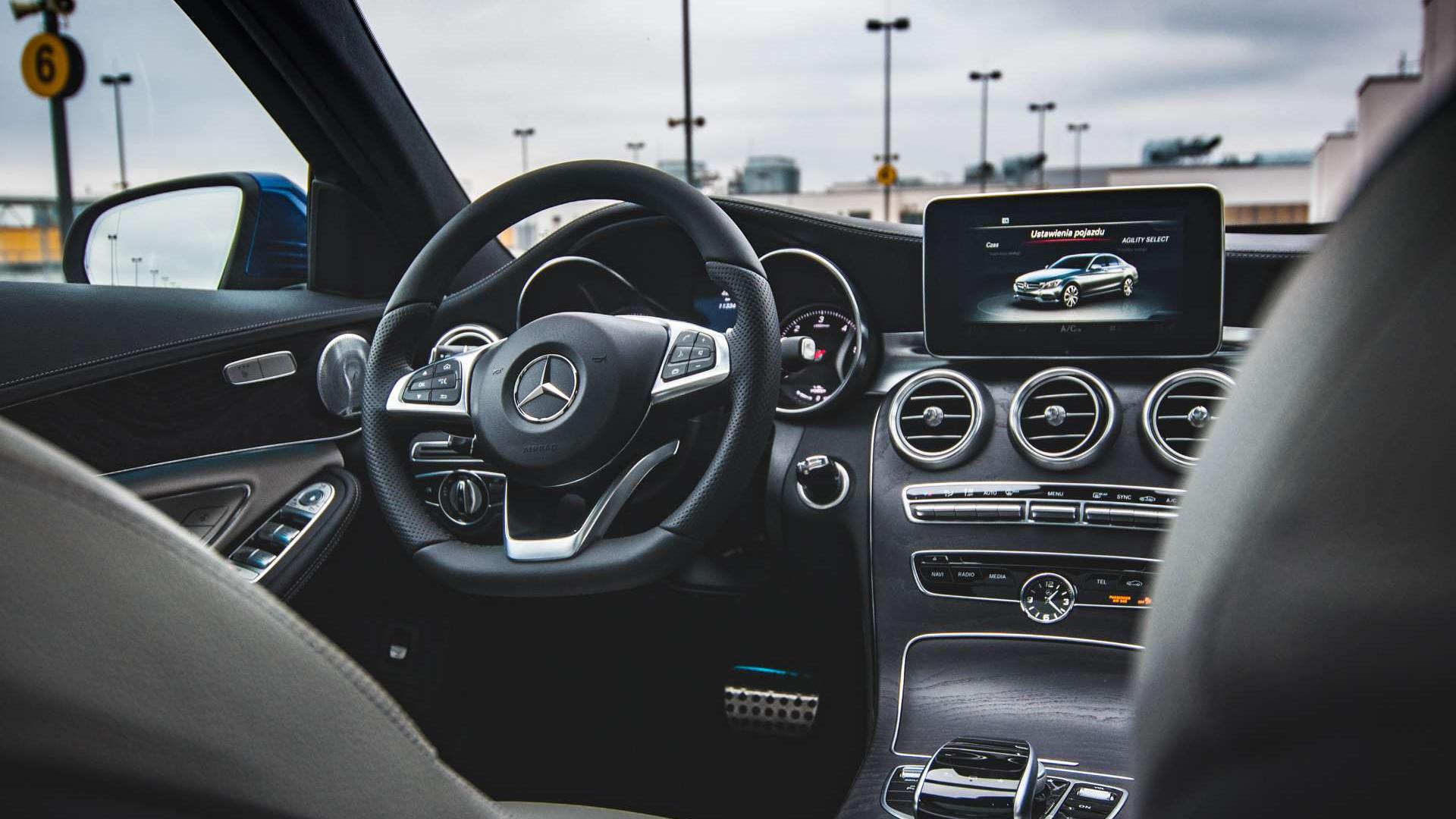 Mercedes C300h - hybrydowy diesel • AutoCentrum.pl