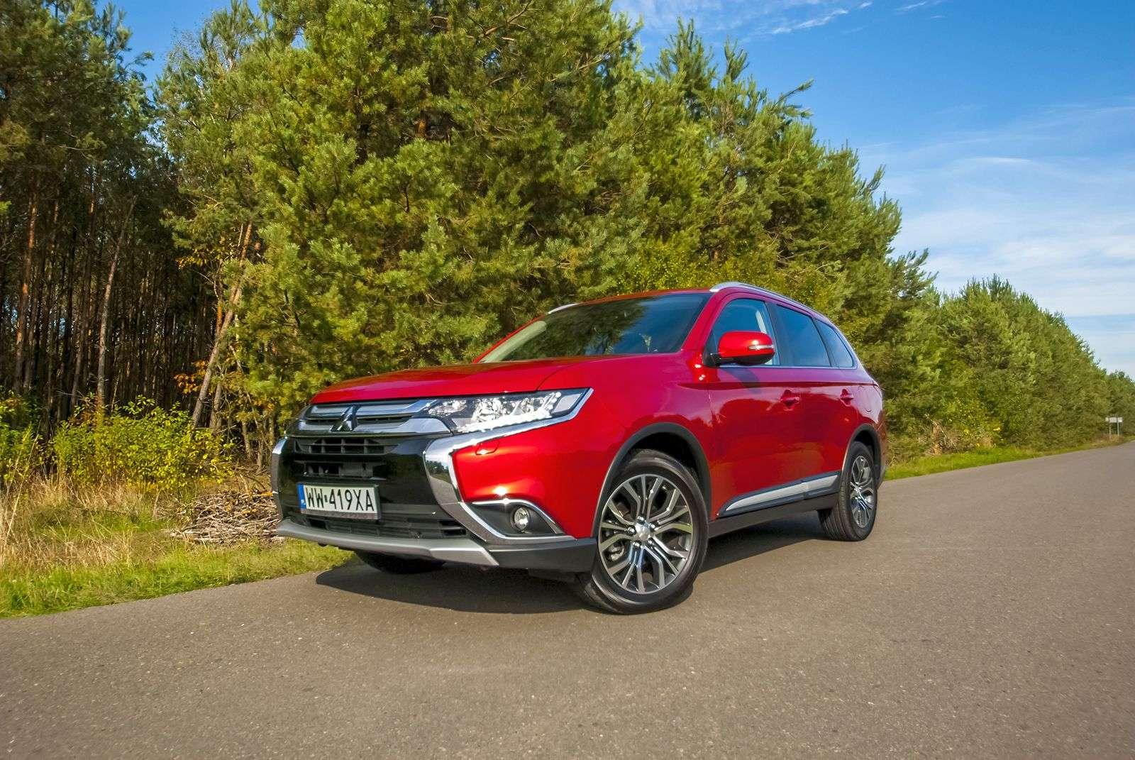 Mitsubishi Outlander - 100 razy "tak"? • AutoCentrum.pl