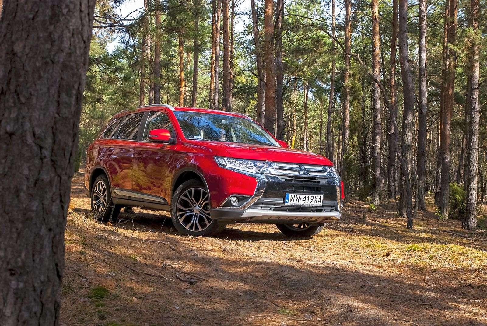Mitsubishi Outlander - 100 razy "tak"? • AutoCentrum.pl