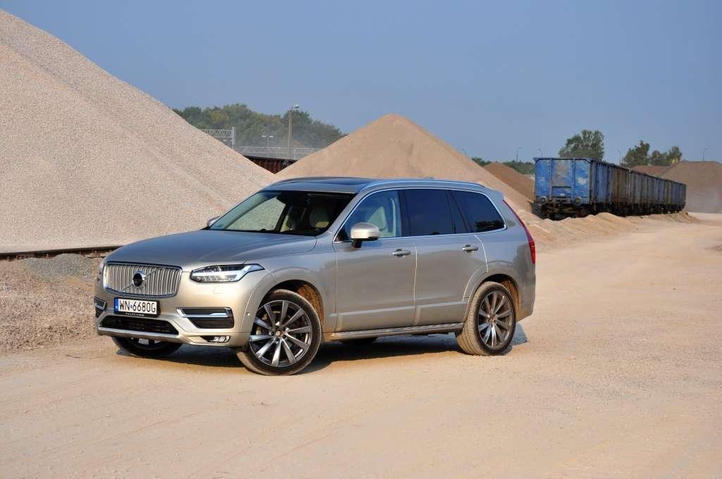 Volvo XC90 D5 Inscription - szwedzkie wychowanie • AutoCentrum.pl