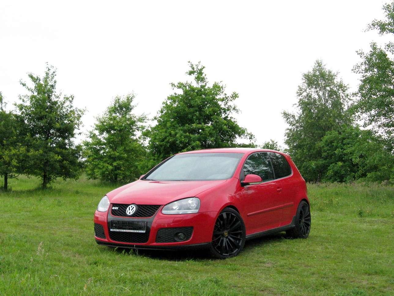 VW Golf V GTI - dwa w jednym • AutoCentrum.pl