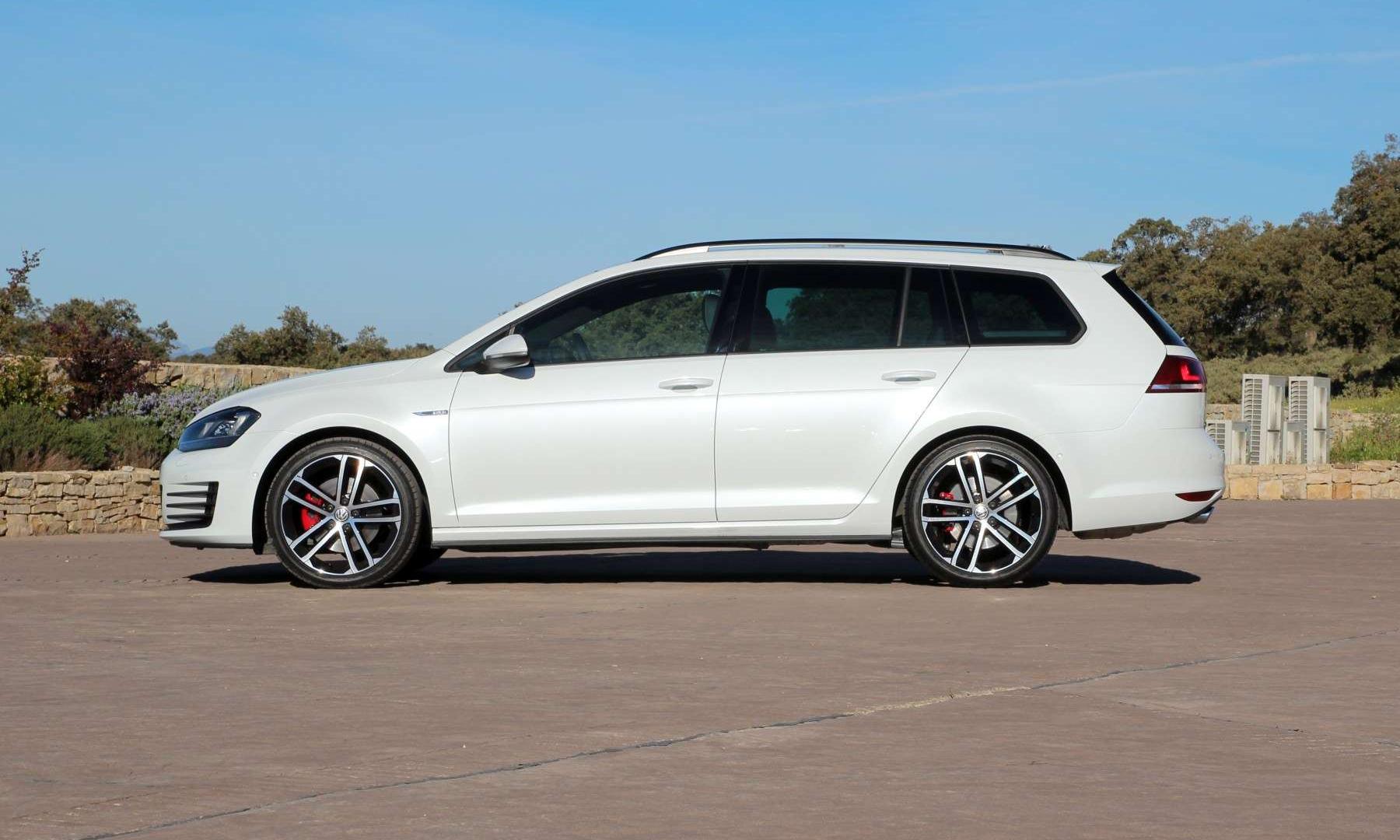 Volkswagen Golf GTD Variant - diesel na ostro • AutoCentrum.pl