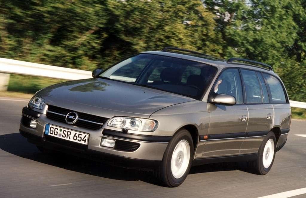 TOP 10| Kombi z lat dziewięćdziesiątych • AutoCentrum.pl