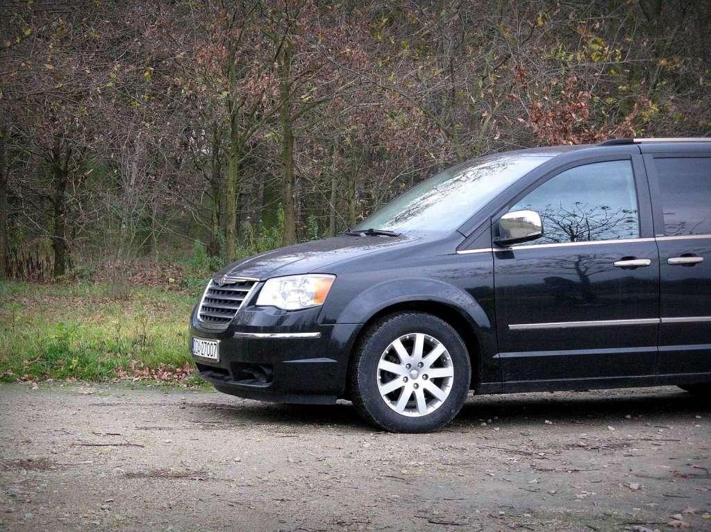 Chrysler Grand Voyager V - europejski czy amerykański? • AutoCentrum.pl