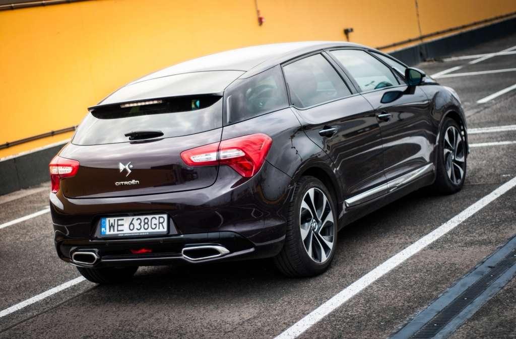 Citroen DS5 1.6 THP 200 KM - drogowy myśliwiec • AutoCentrum.pl