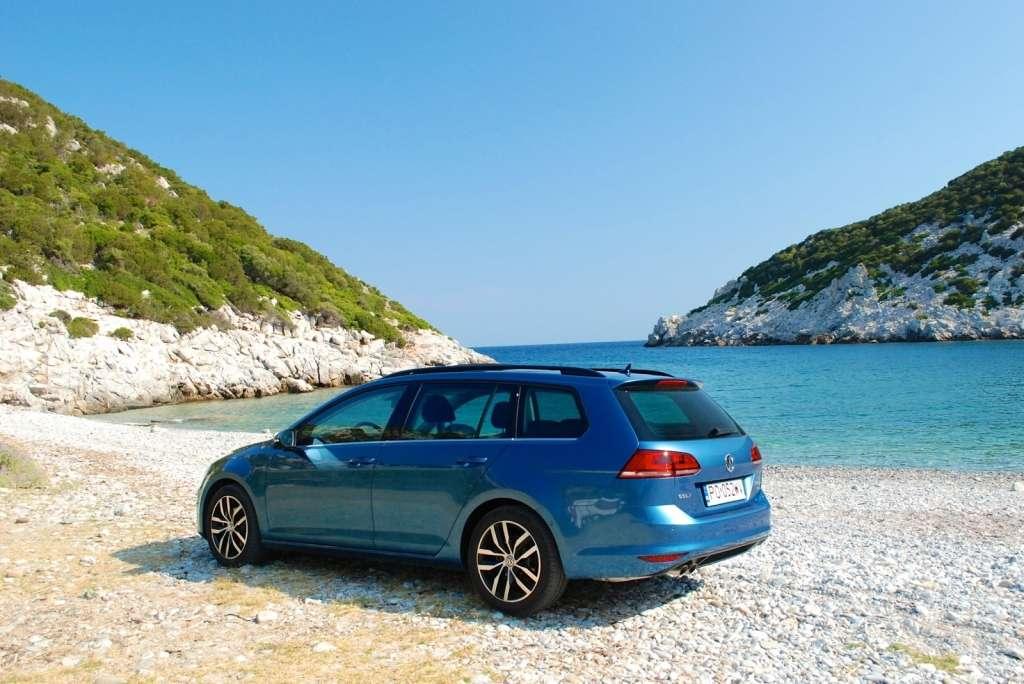 Funkcjonalny wariant - Nowy Golf Variant • AutoCentrum.pl