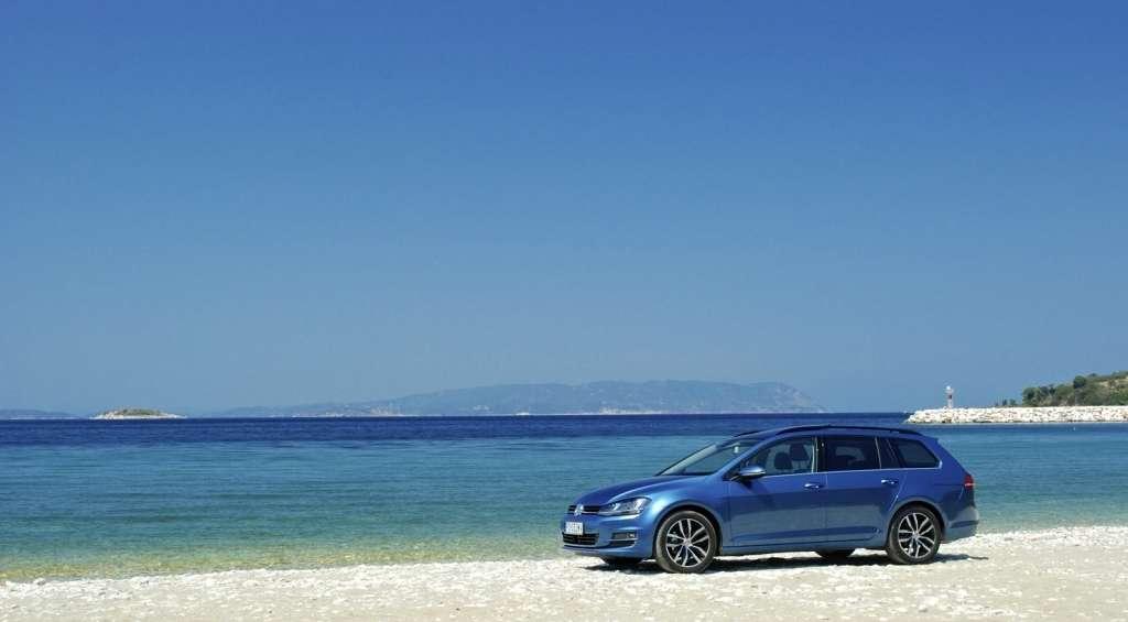 Funkcjonalny wariant - Nowy Golf Variant • AutoCentrum.pl