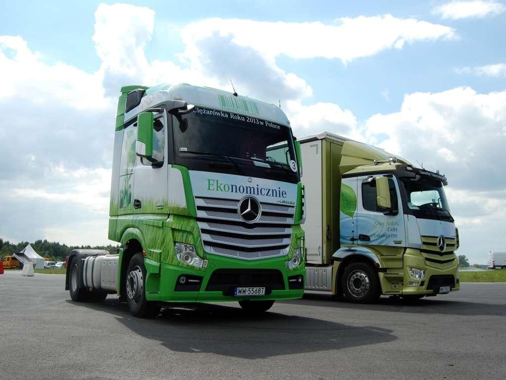 Mercedes-Benz All Stars Experience - gwiazdą po torze • AutoCentrum.pl