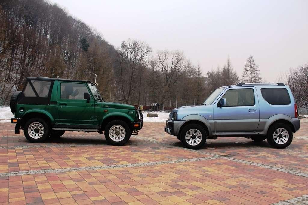Suzuki Jimny vs. Suzuki Samurai - syn kontra ojciec? • AutoCentrum.pl
