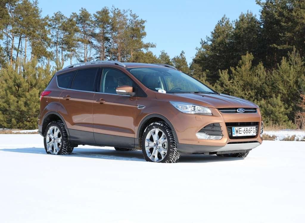 Ford Kuga II - SUV gruntownie udoskonalony • AutoCentrum.pl