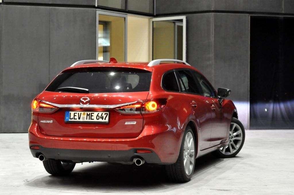 Nowa Mazda 6 - miłość od pierwszego jeżdżenia • AutoCentrum.pl