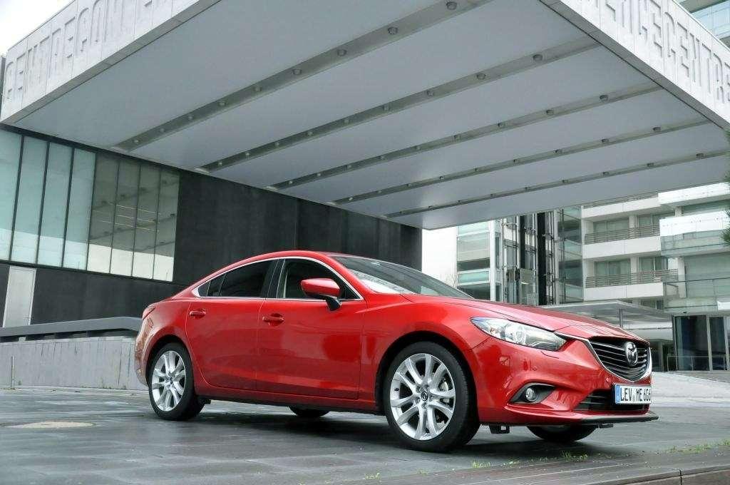 Nowa Mazda 6 - miłość od pierwszego jeżdżenia • AutoCentrum.pl