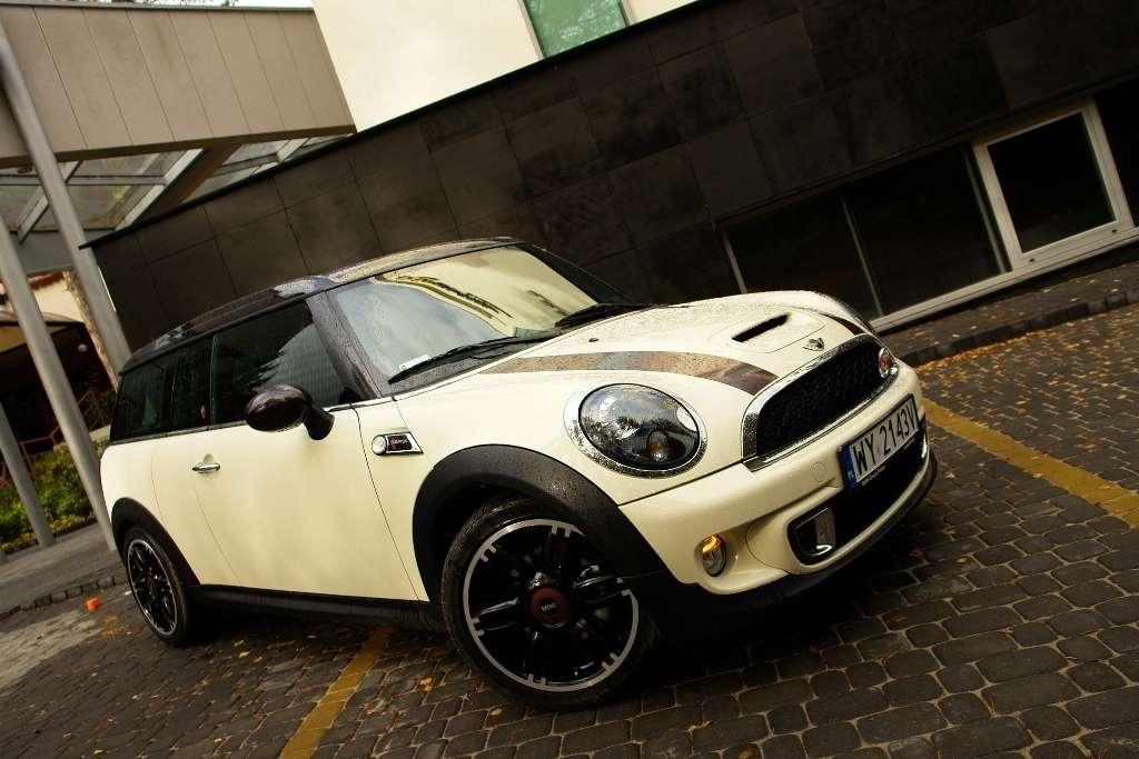 Mini-kombi z maxi-ceną • AutoCentrum.pl