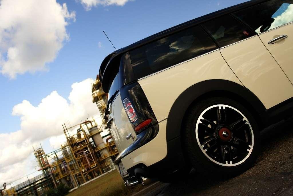 Mini-kombi z maxi-ceną • AutoCentrum.pl
