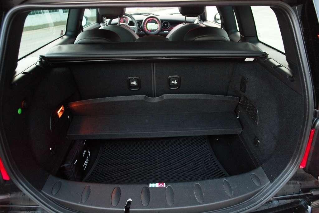 Mini-kombi z maxi-ceną • AutoCentrum.pl
