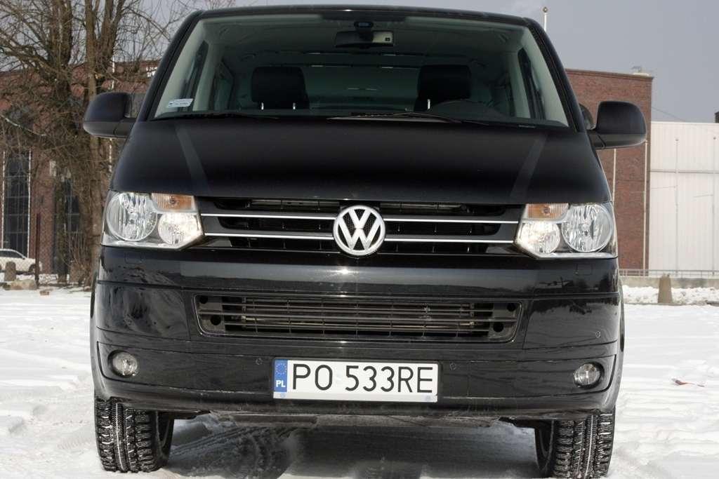 Nowa twarz biznes klasy - Volkswagen Multivan 4Motion • AutoCentrum.pl