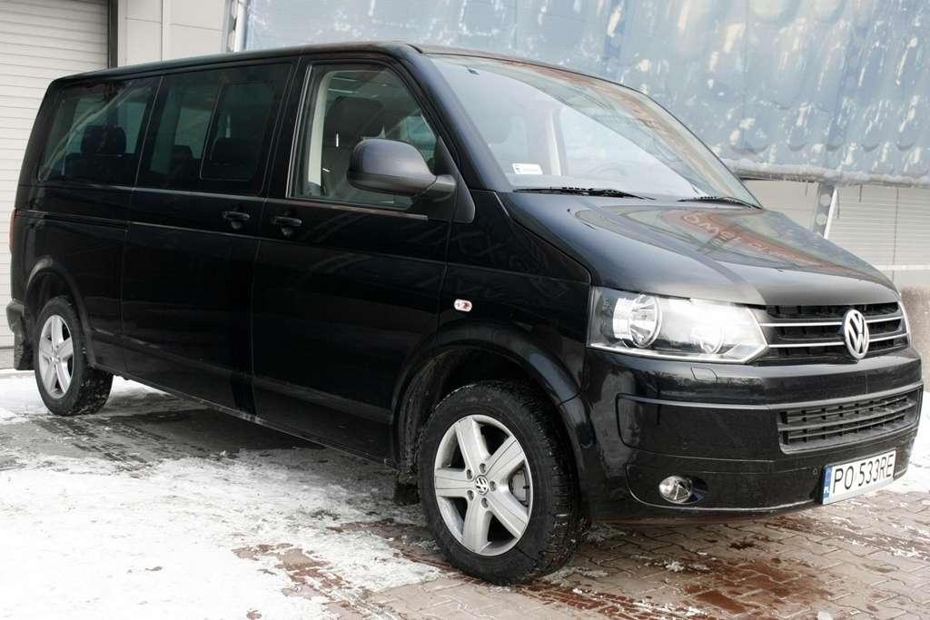 Nowa twarz biznes klasy - Volkswagen Multivan 4Motion • AutoCentrum.pl