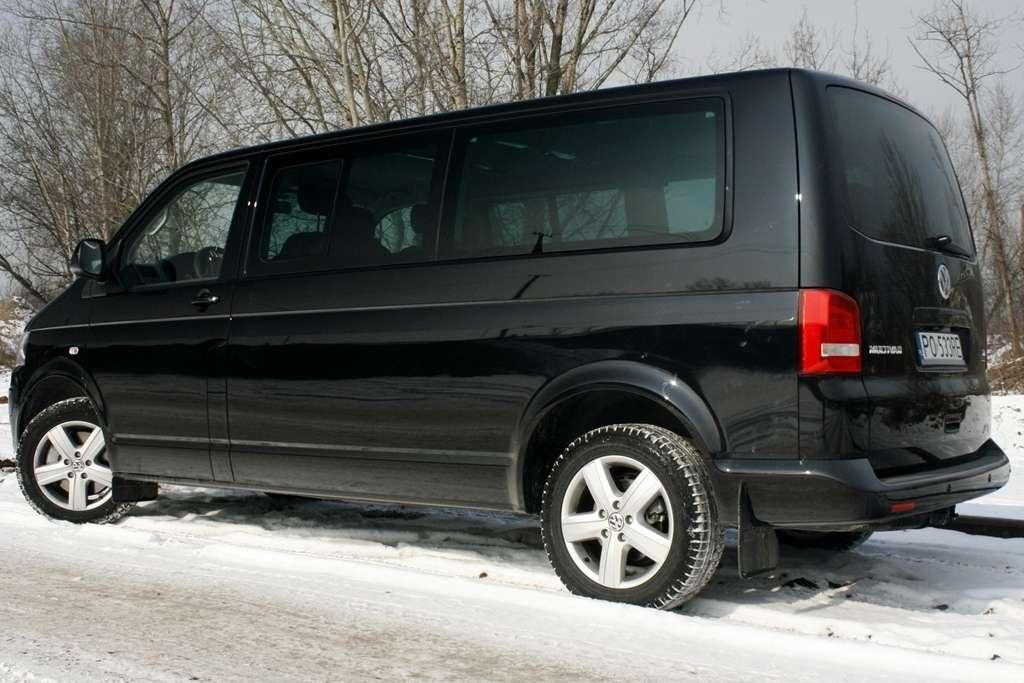 Nowa twarz biznes klasy - Volkswagen Multivan 4Motion • AutoCentrum.pl