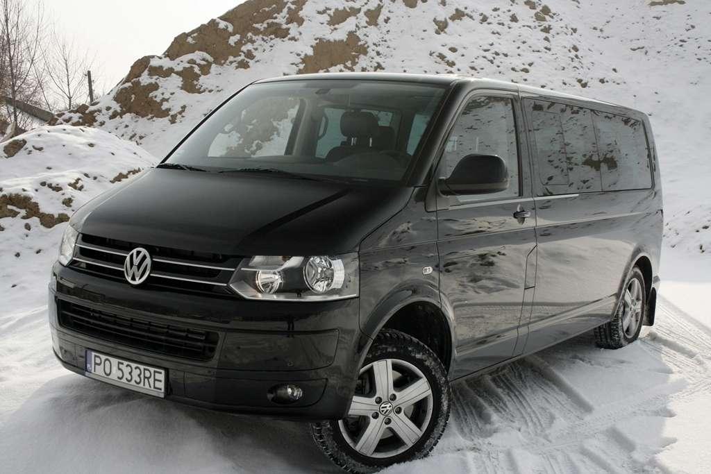 Nowa twarz biznes klasy - Volkswagen Multivan 4Motion • AutoCentrum.pl