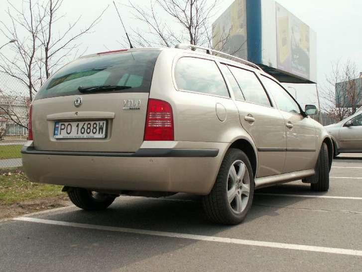 Stara, ale jara • AutoCentrum.pl