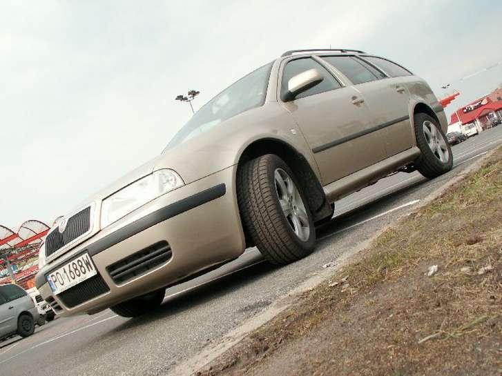 Stara, ale jara • AutoCentrum.pl