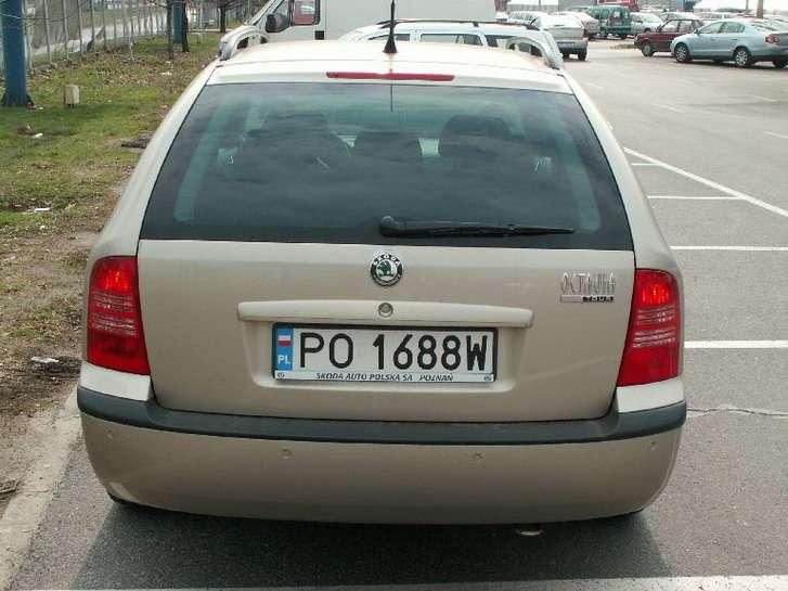 Stara, ale jara • AutoCentrum.pl