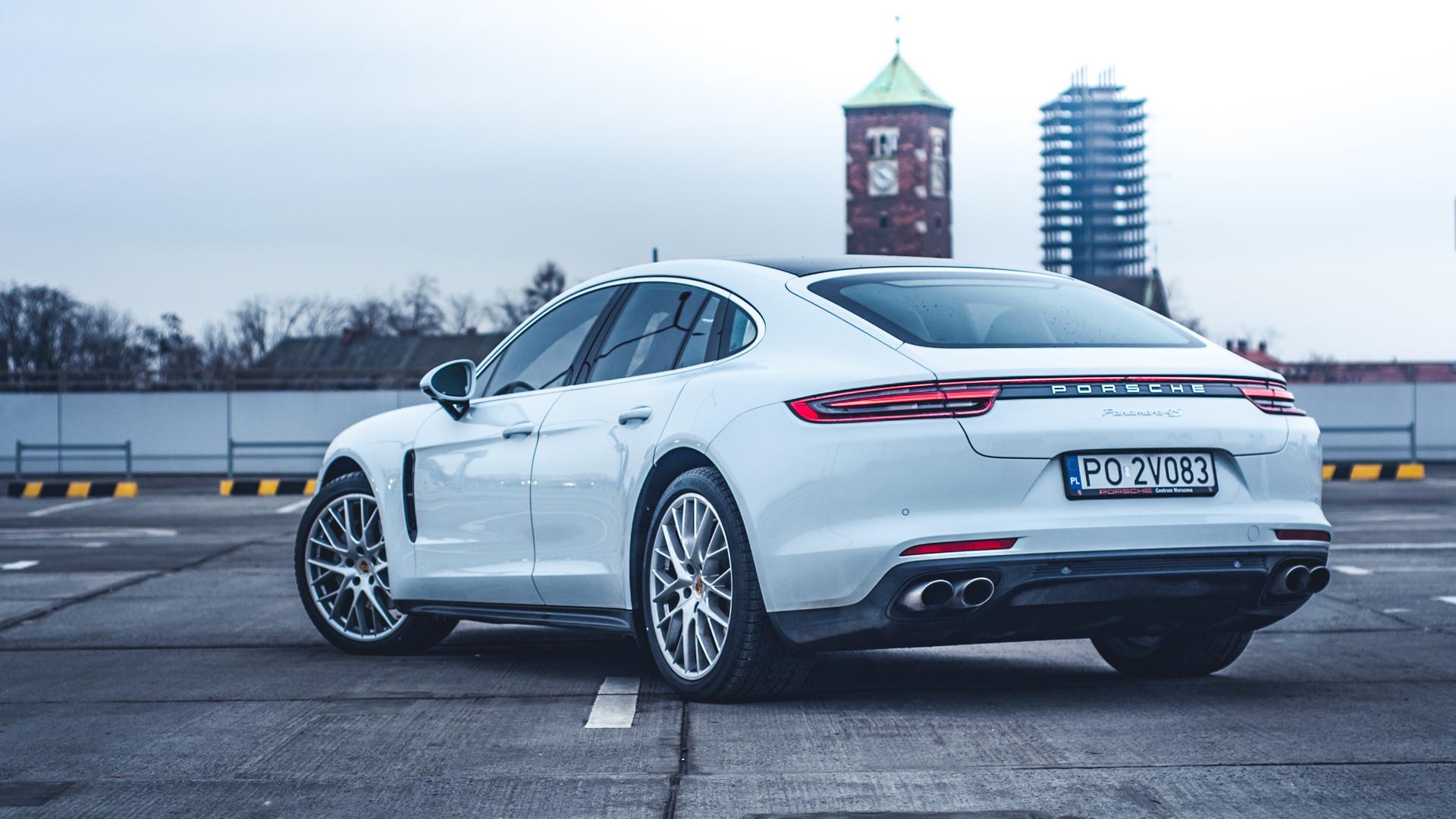 Porsche Panamera GTS - 911 dla rodziny • AutoCentrum.pl