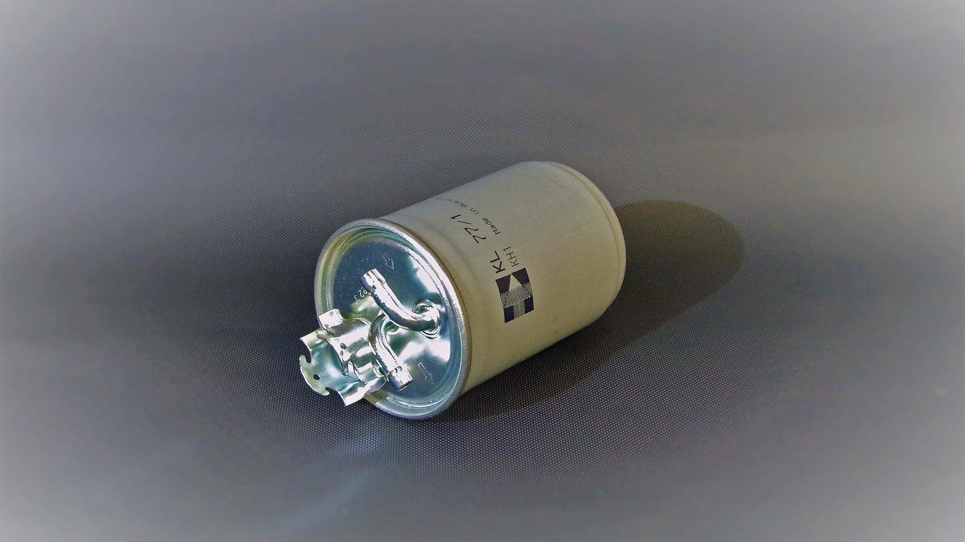 Filtr paliwa – taki sam w przypadku benzyny, jak i diesla? • AutoCentrum.pl