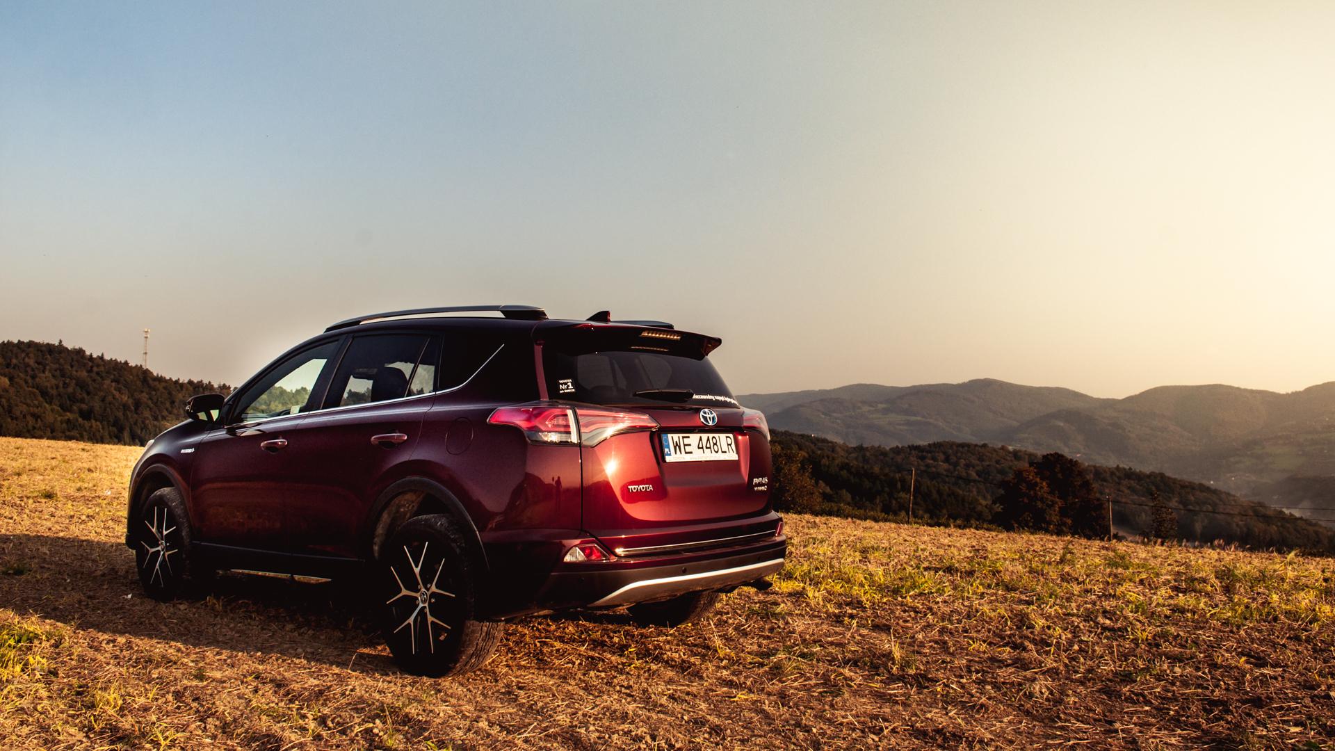 Toyota RAV4 Hybrid – hybryda po raz pierwszy • AutoCentrum.pl