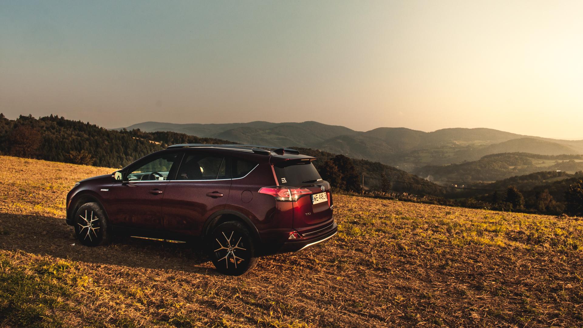 Toyota RAV4 Hybrid – hybryda po raz pierwszy • AutoCentrum.pl