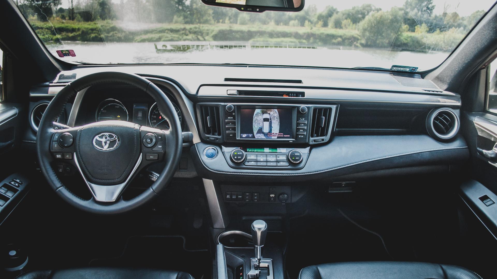 Toyota RAV4 Hybrid – hybryda po raz pierwszy • AutoCentrum.pl