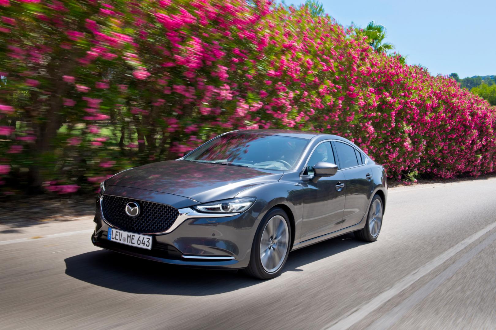 Nie oceniaj po okładce – nowa Mazda 6 • AutoCentrum.pl