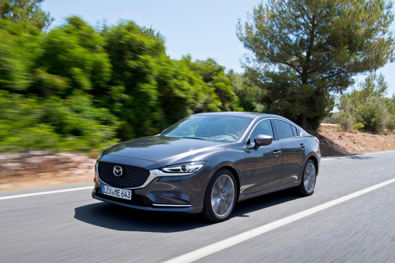 Nie oceniaj po okładce – nowa Mazda 6 • AutoCentrum.pl