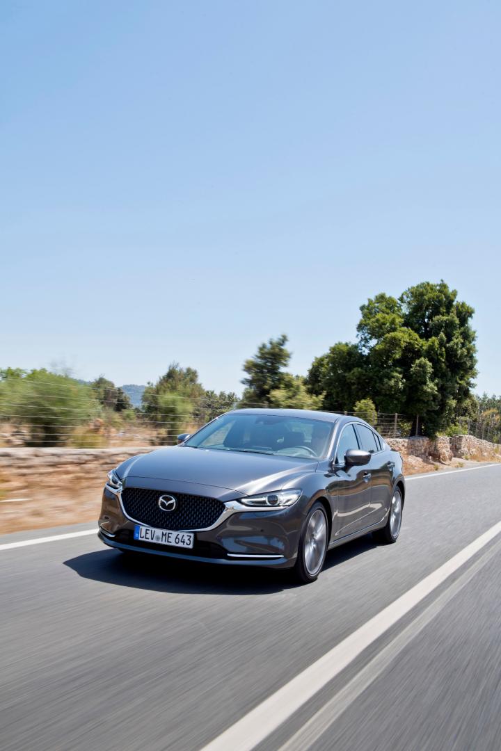 Nie oceniaj po okładce – nowa Mazda 6 • AutoCentrum.pl