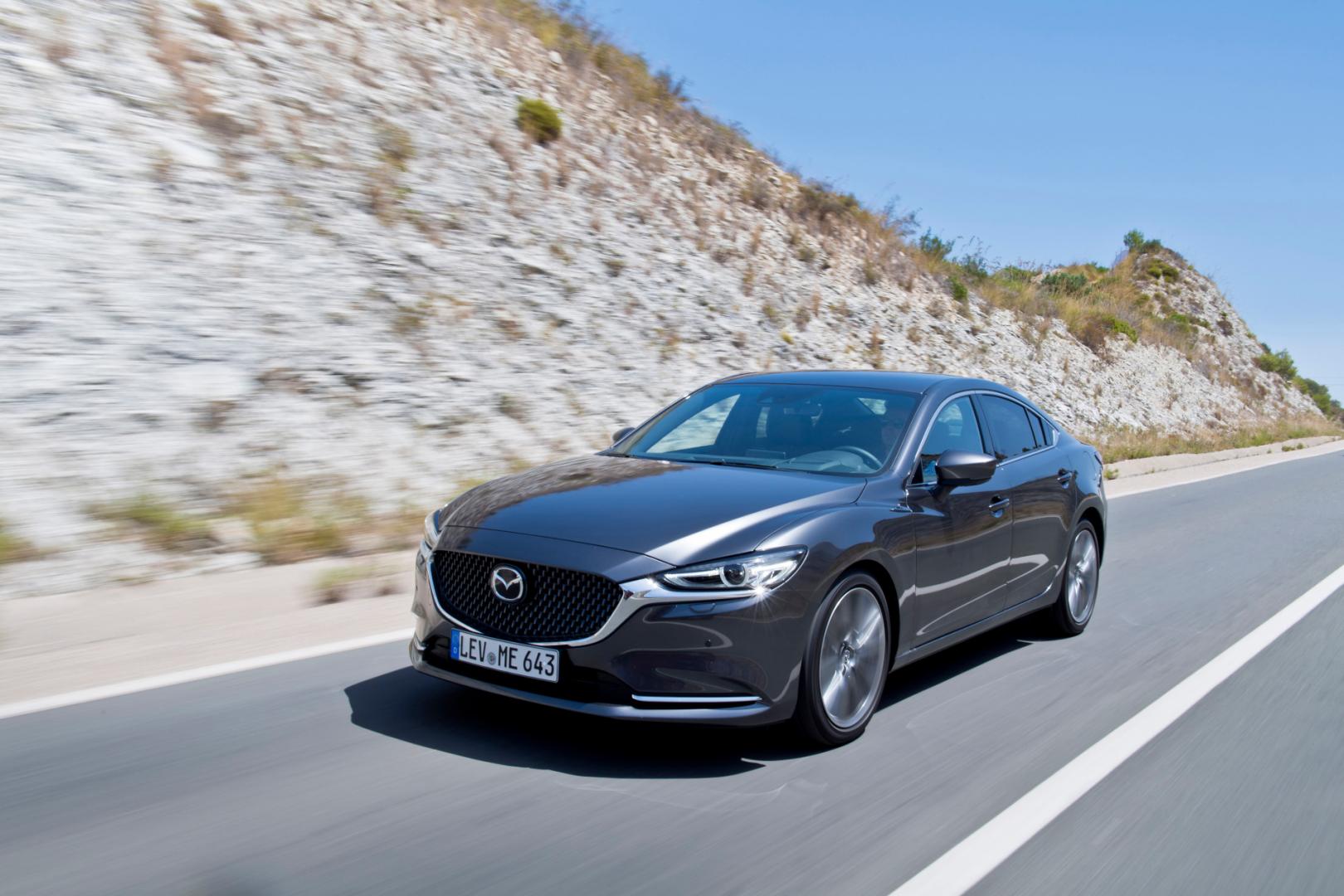 Nie oceniaj po okładce – nowa Mazda 6 • AutoCentrum.pl