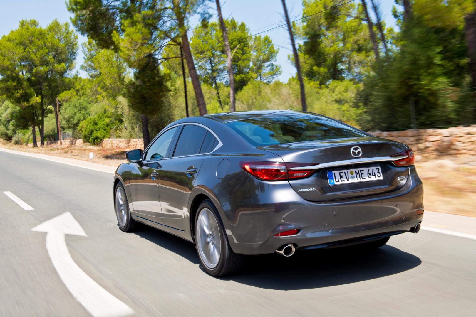 Nie oceniaj po okładce – nowa Mazda 6 • AutoCentrum.pl