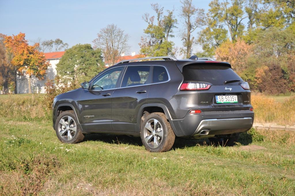 Jeep Renegade i Cherokee – Renegat i Indianin po zmianach • AutoCentrum.pl