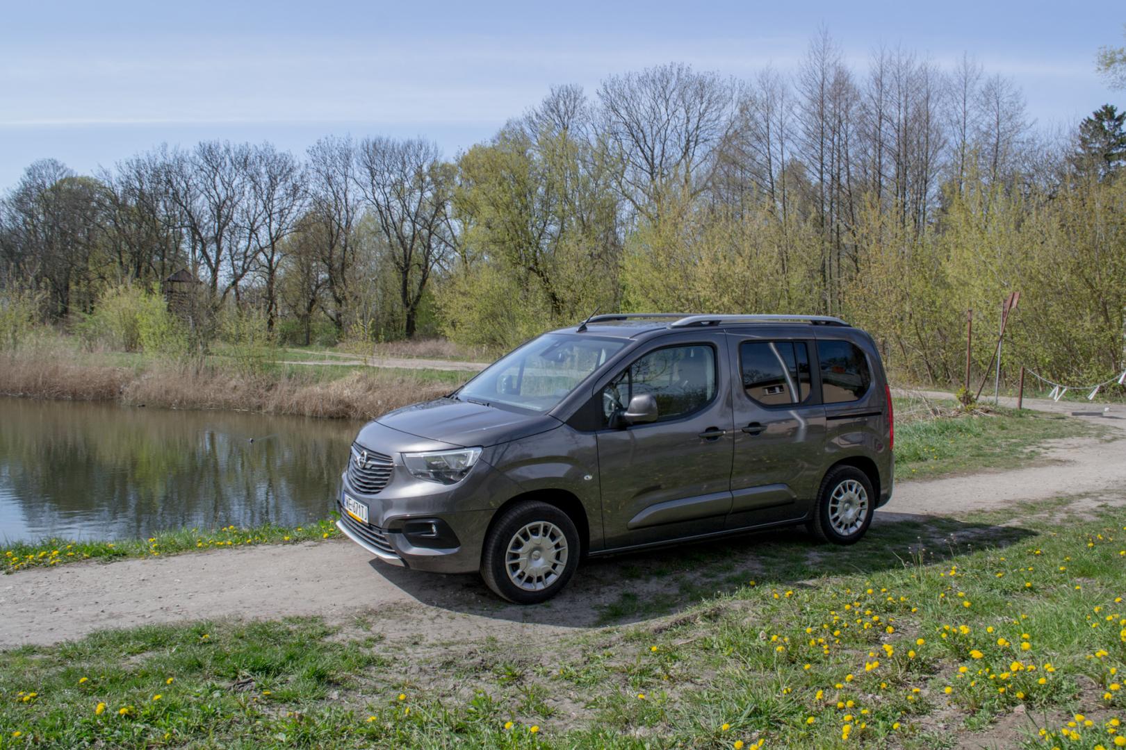 Opel Combo Life kontra Peugeot Rifter – starcie kombivanów ...