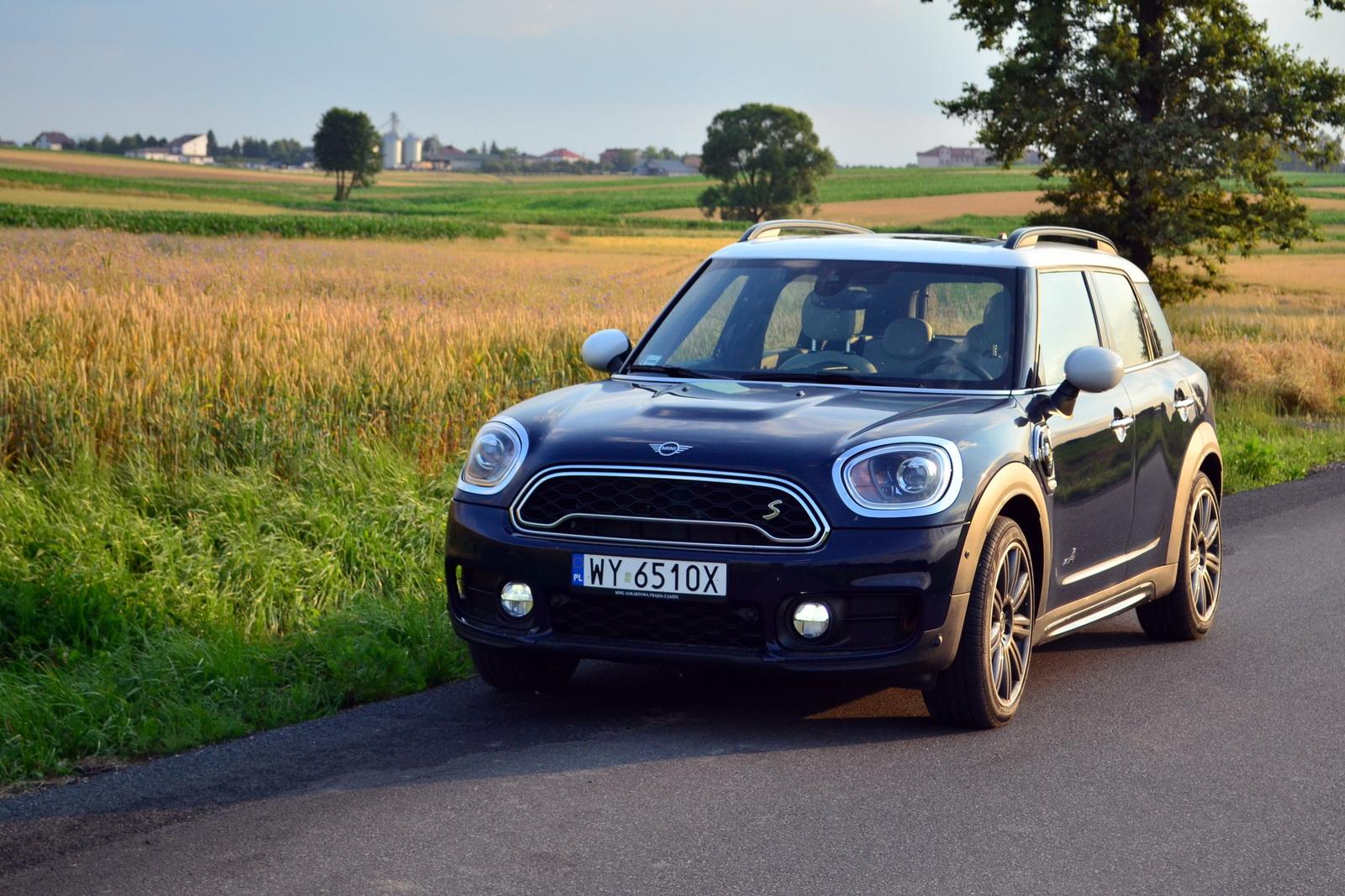 MINI Countryman – dla kogo duże MINI w wersji hybrydowej? • AutoCentrum.pl