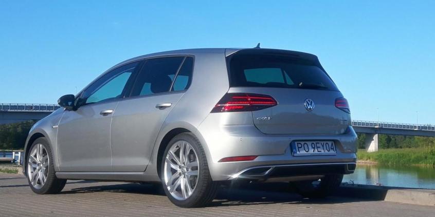 Volkswagen Golf - Publikacje motoryzacyjne • AutoCentrum.pl