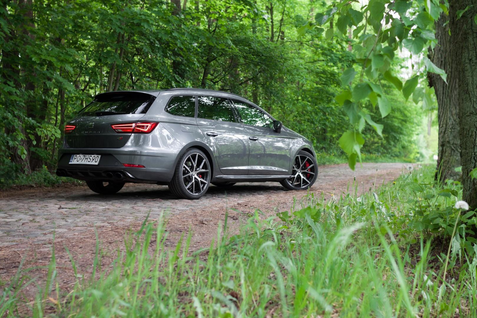 Seat Leon ST Cupra 370 Carbon – szczerze, liczyłem na więcej ...