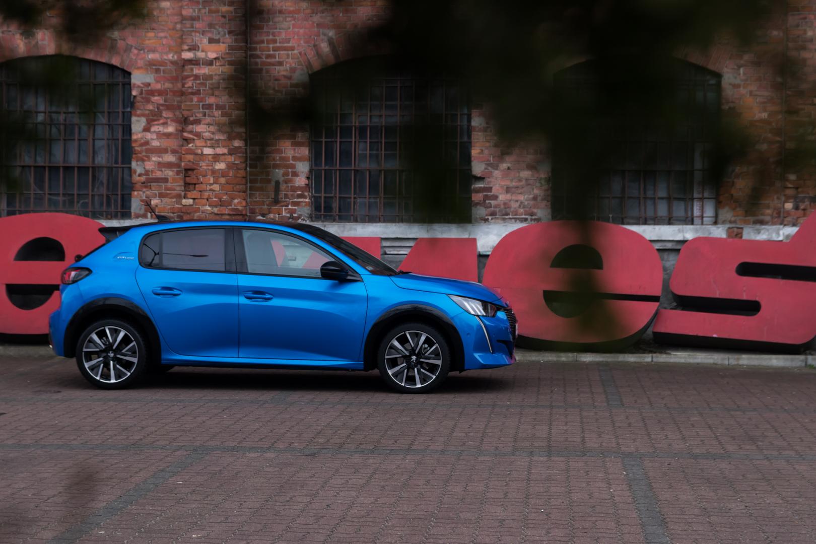 Peugeot 208 PureTech 130 EAT8 GT Line – mimo wszystko mnie nie przekonał • AutoCentrum.pl