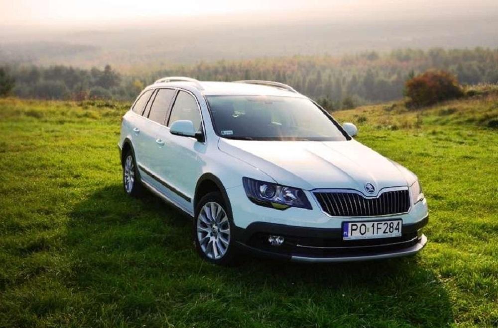 Skoda Superb II (2008-2014). Poradnik kupującego • AutoCentrum.pl