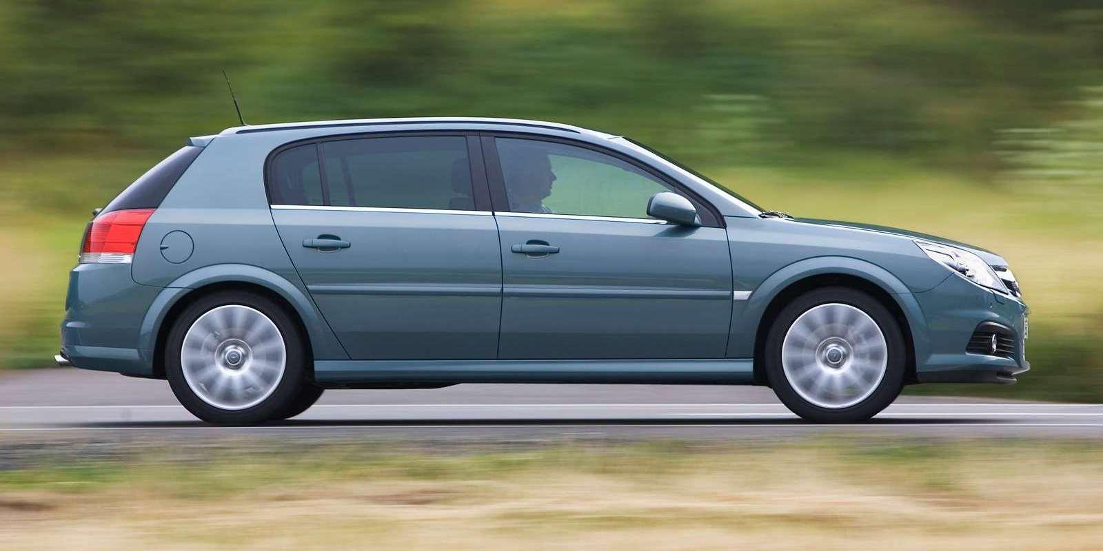 Używany Opel Signum – coś jak Vectra, ale nie do końca • AutoCentrum.pl