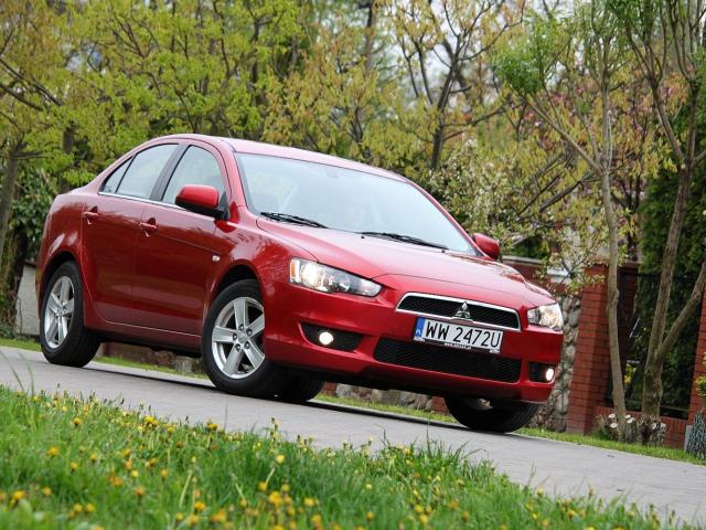Mitsubishi Lancer IX - silniki, dane, testy • AutoCentrum.pl