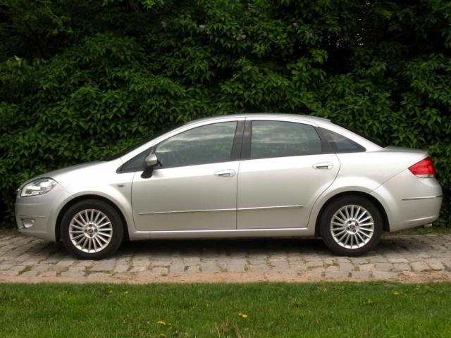 Fiat Linea - modele, dane, silniki, testy • AutoCentrum.pl