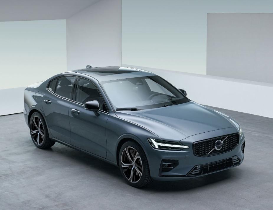 Volvo S60 III Sedan Facelifting - silniki, dane, testy • AutoCentrum.pl